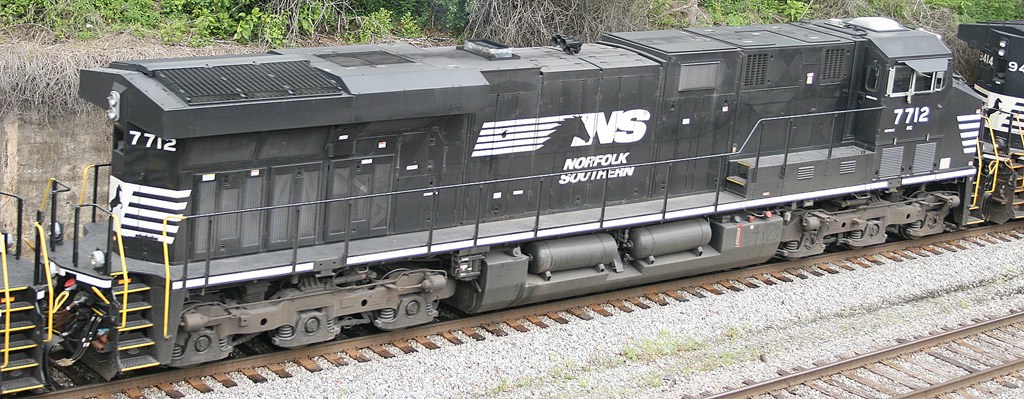 NS 7712